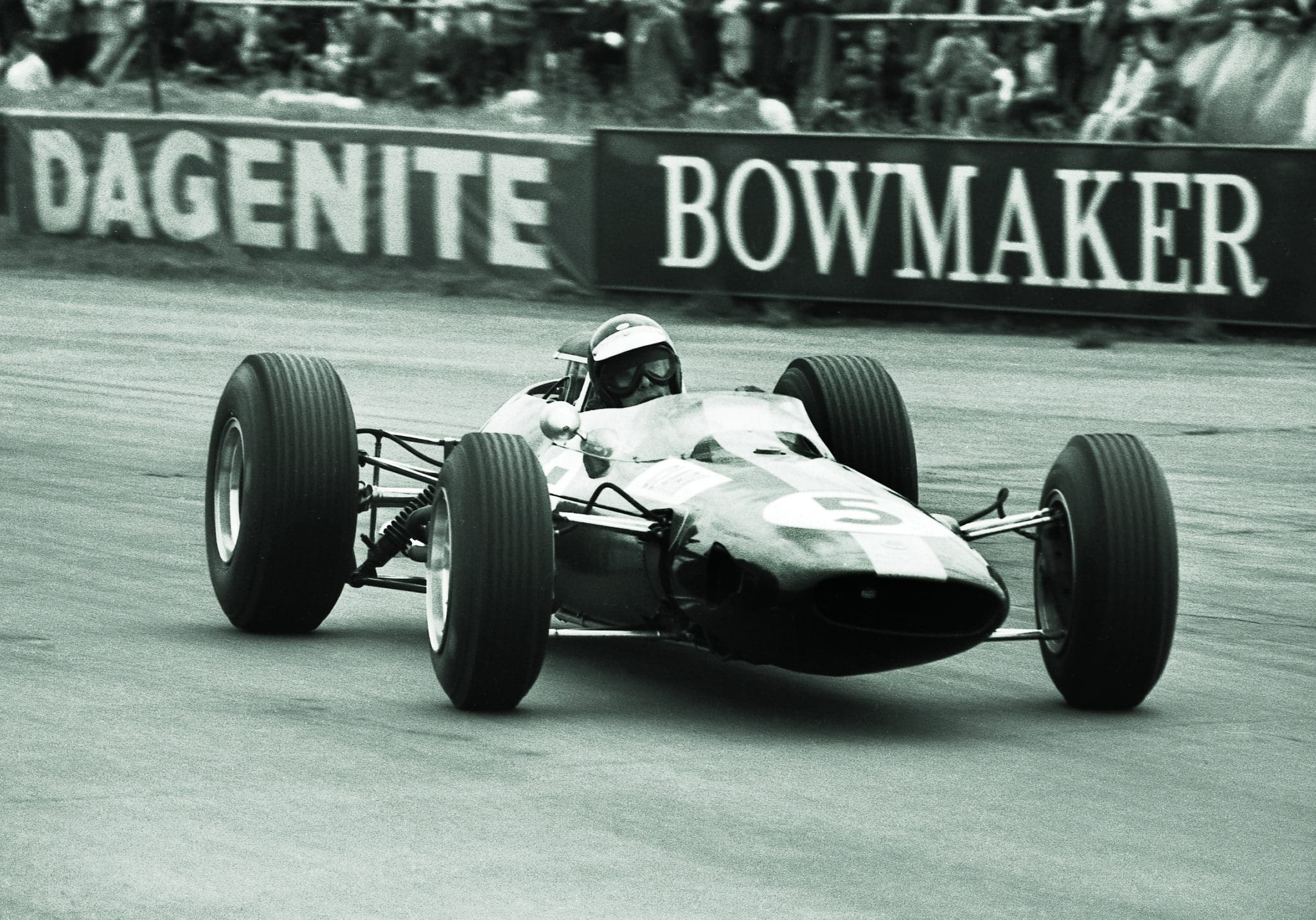 Borders F1 legend back on centre stage as latest Netflix series ...